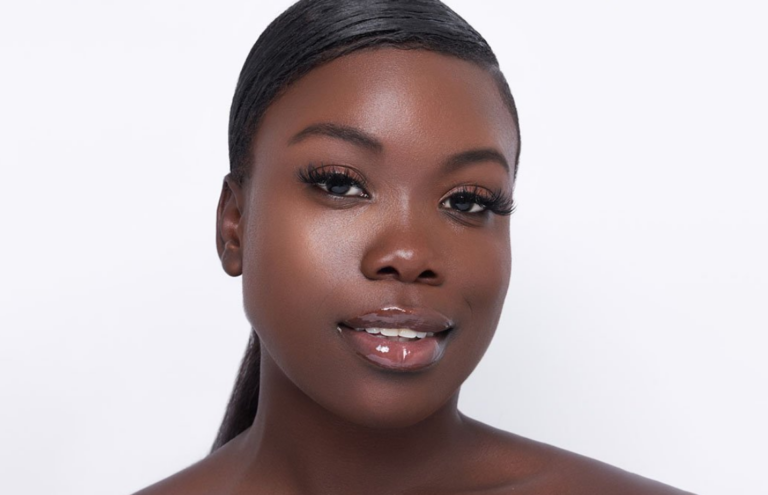 How to Keep Your Lip Makeup Looking Flawless All Day Long - 2024 Guide ...